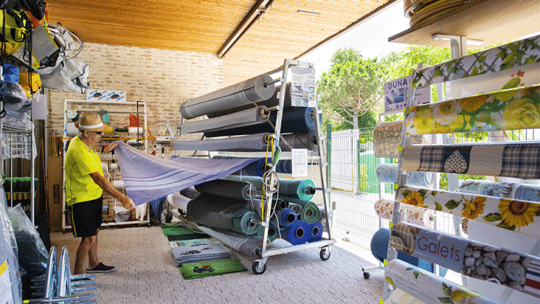 Luxury Camping in Cavallino With Bazaar | Marina di Venezia